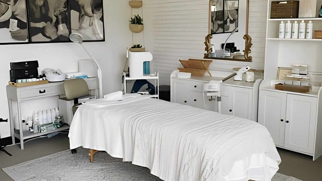 Lama Lash - 1353 Old Temescal Road 101 room 2 - Corona | Fresha