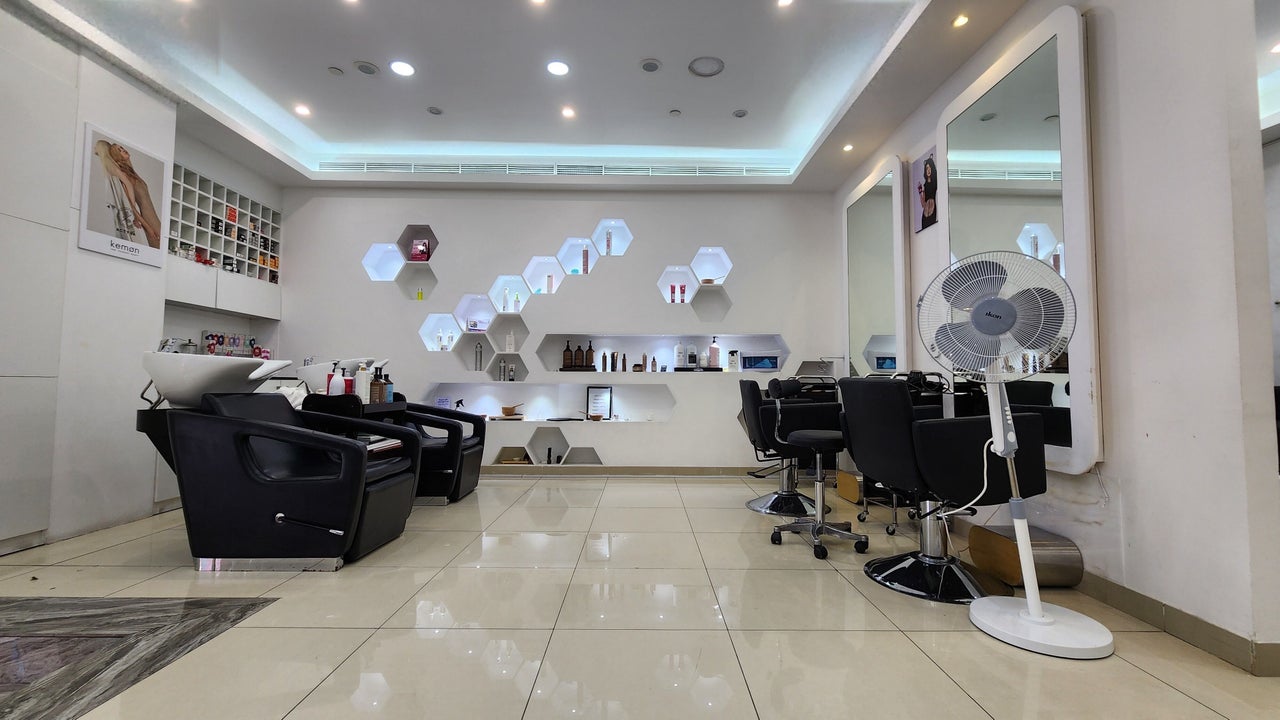 Best salons for hair treatments near me in E1, Abu Dhabi | Fresha