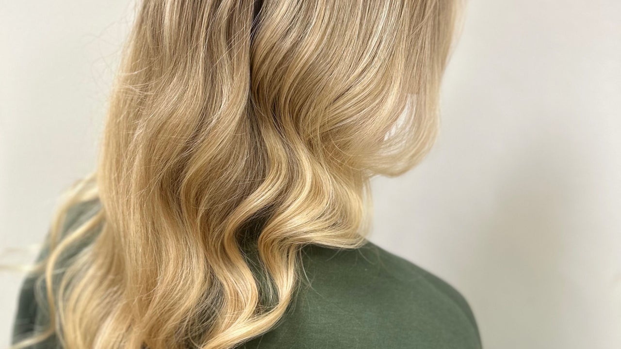 Best Blow Dry Bars And Blowout Hair Styling Near Me In Headingley And
