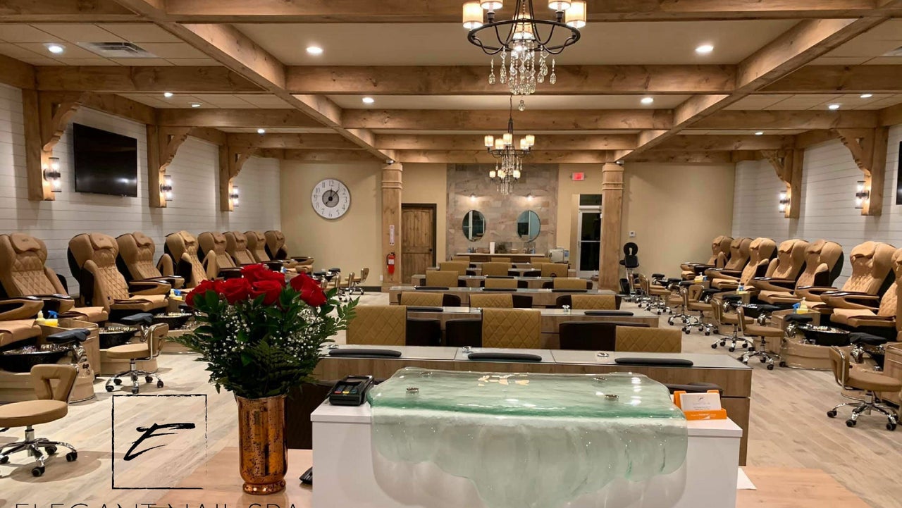 Elegant nails and spa store