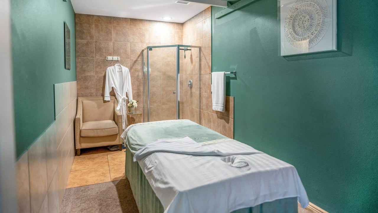 Massage clinic near me store