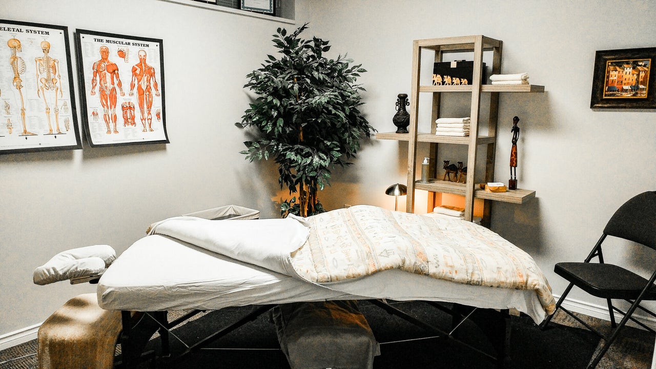 Healing Hands Therapy 10828 100 Street Grande Prairie Fresha