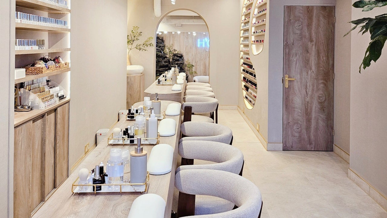 Nail spa store